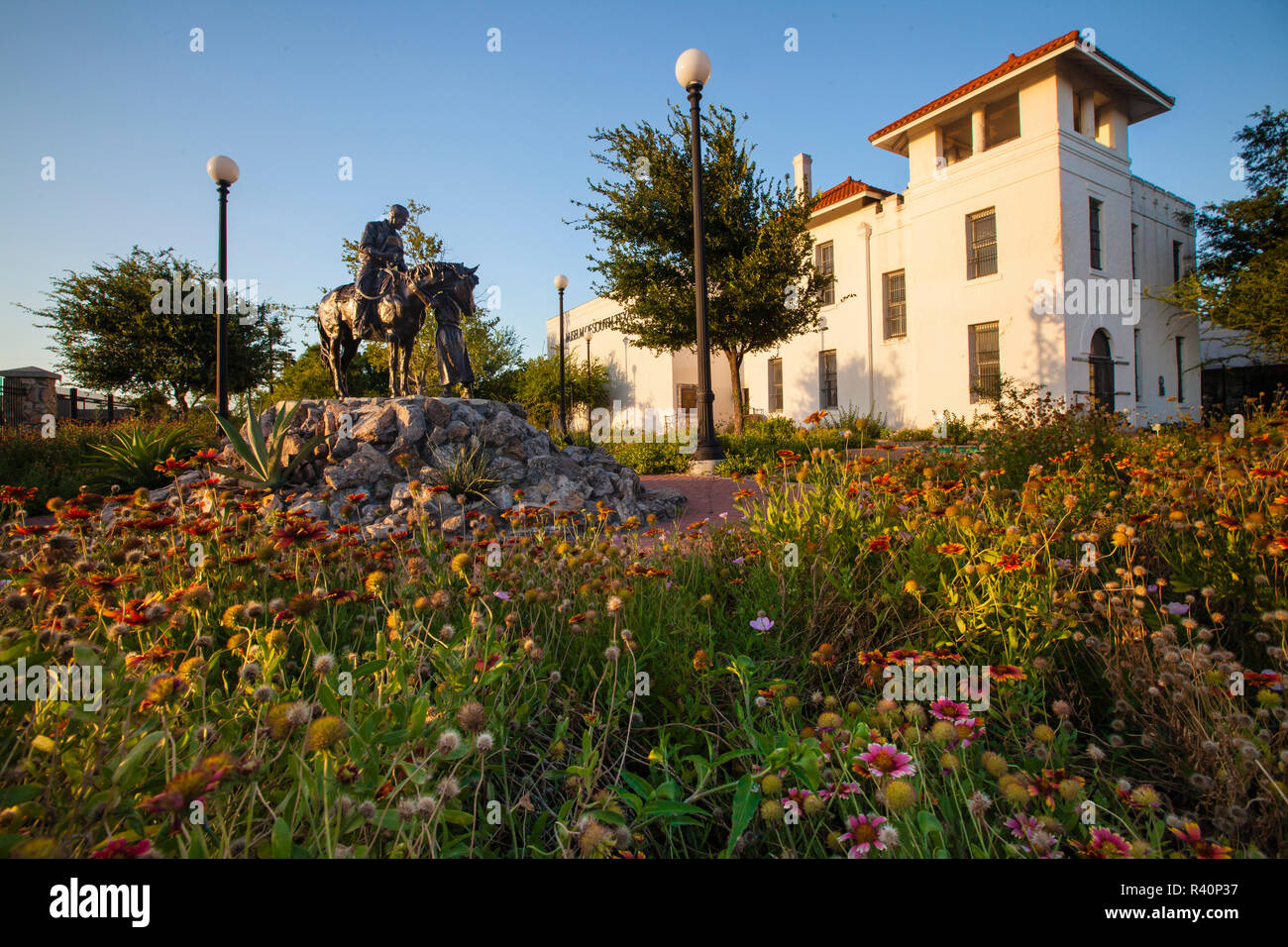 Edinburg High Resolution Stock Photography and Images - Alamy