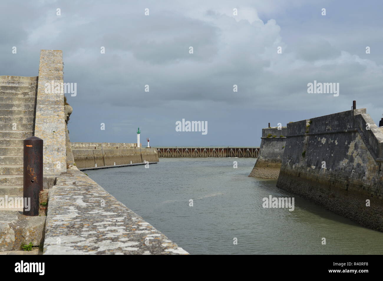 port facility saint martin de re Stock Photo - Alamy