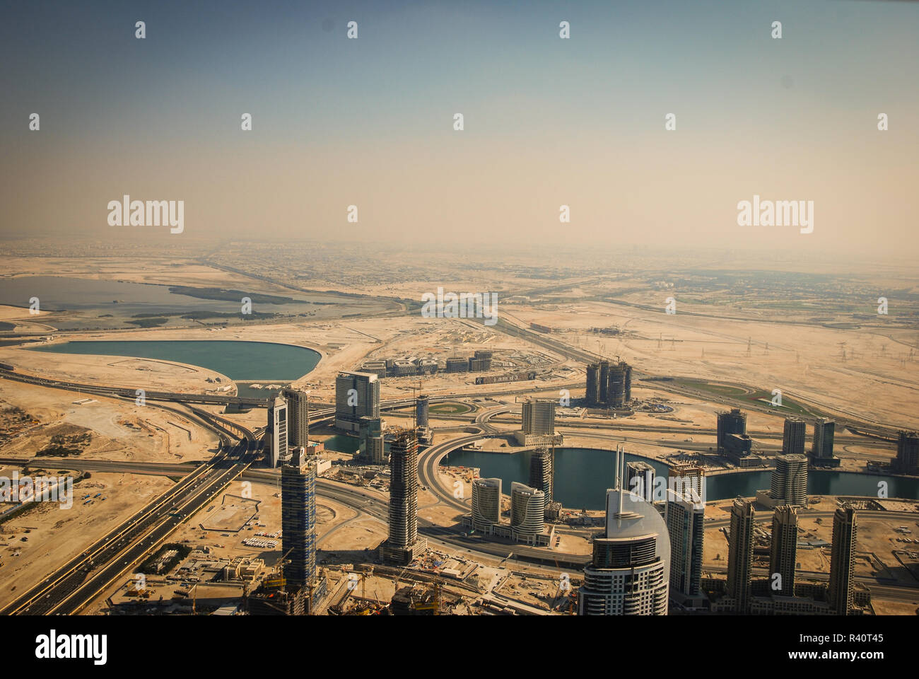 Aerial view of dubai desert hi-res stock photography and images - Alamy