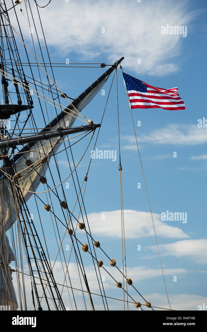 Flag of usa maritime hi-res stock photography and images - Alamy