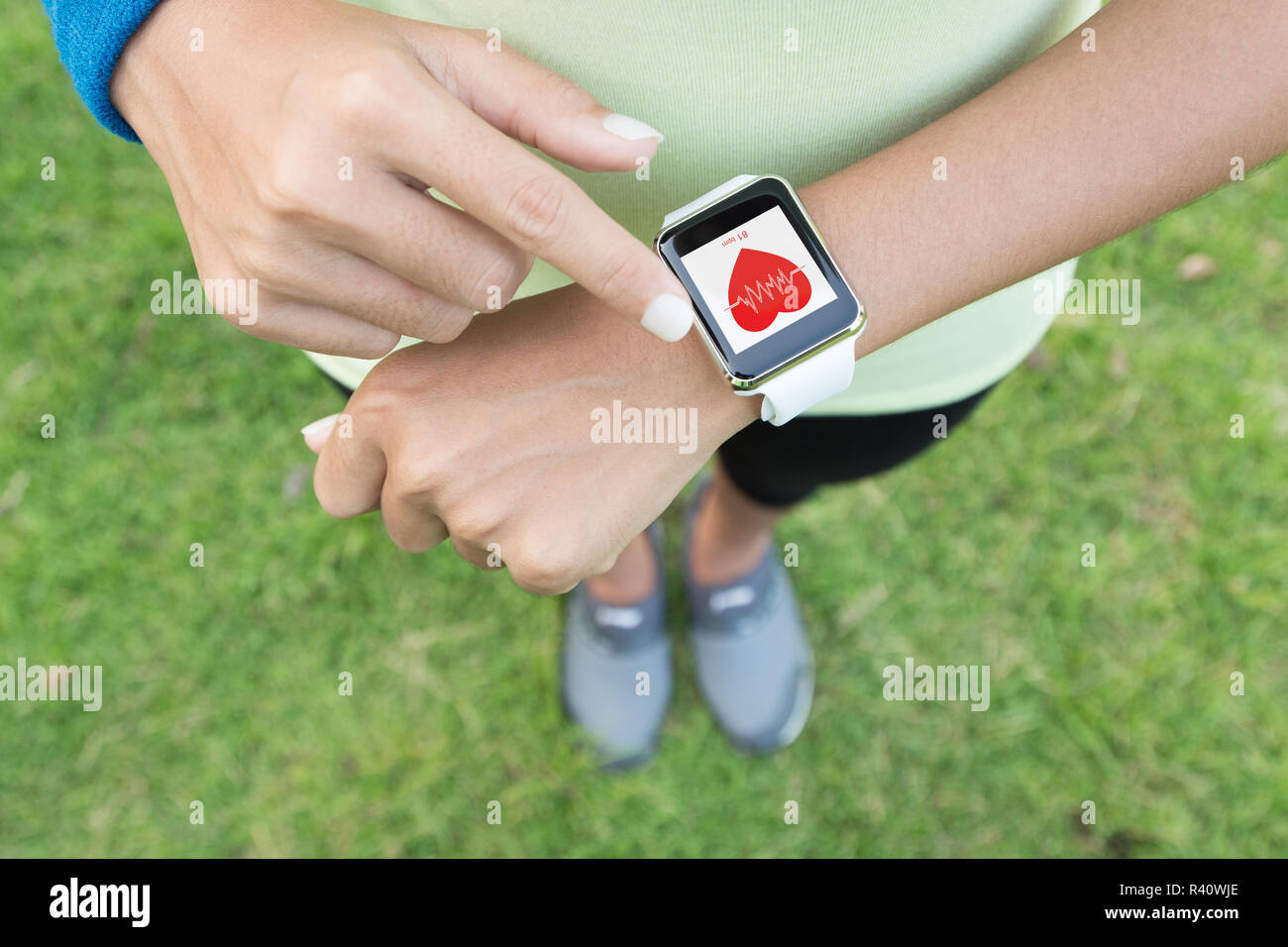 Apple watch green screen High Resolution Stock Photography and Images ...