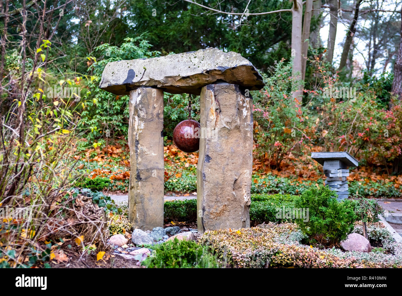 Modern Grave High Resolution Stock Photography and Images - Alamy