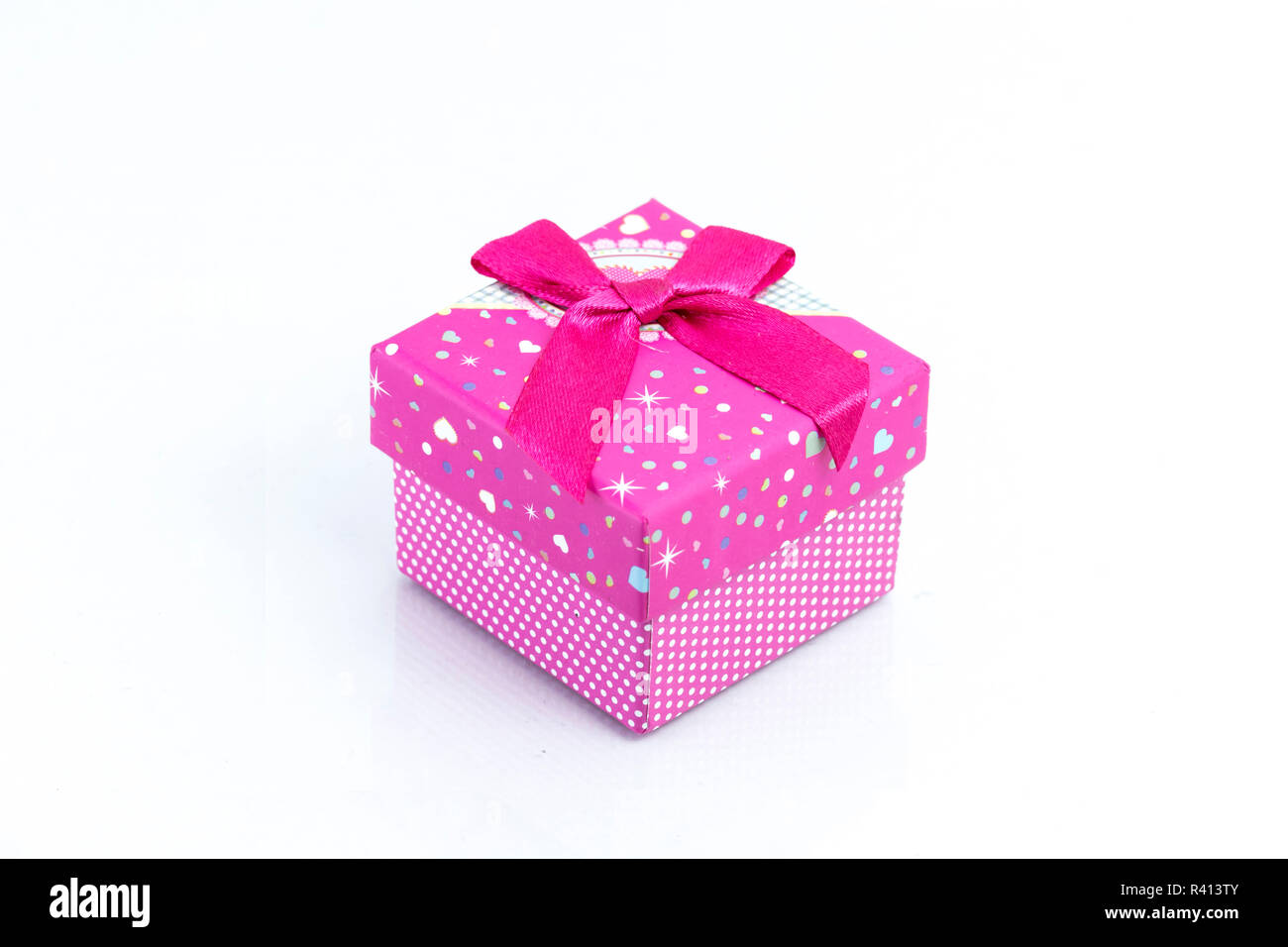 gift box isolated on white background Stock Photo - Alamy