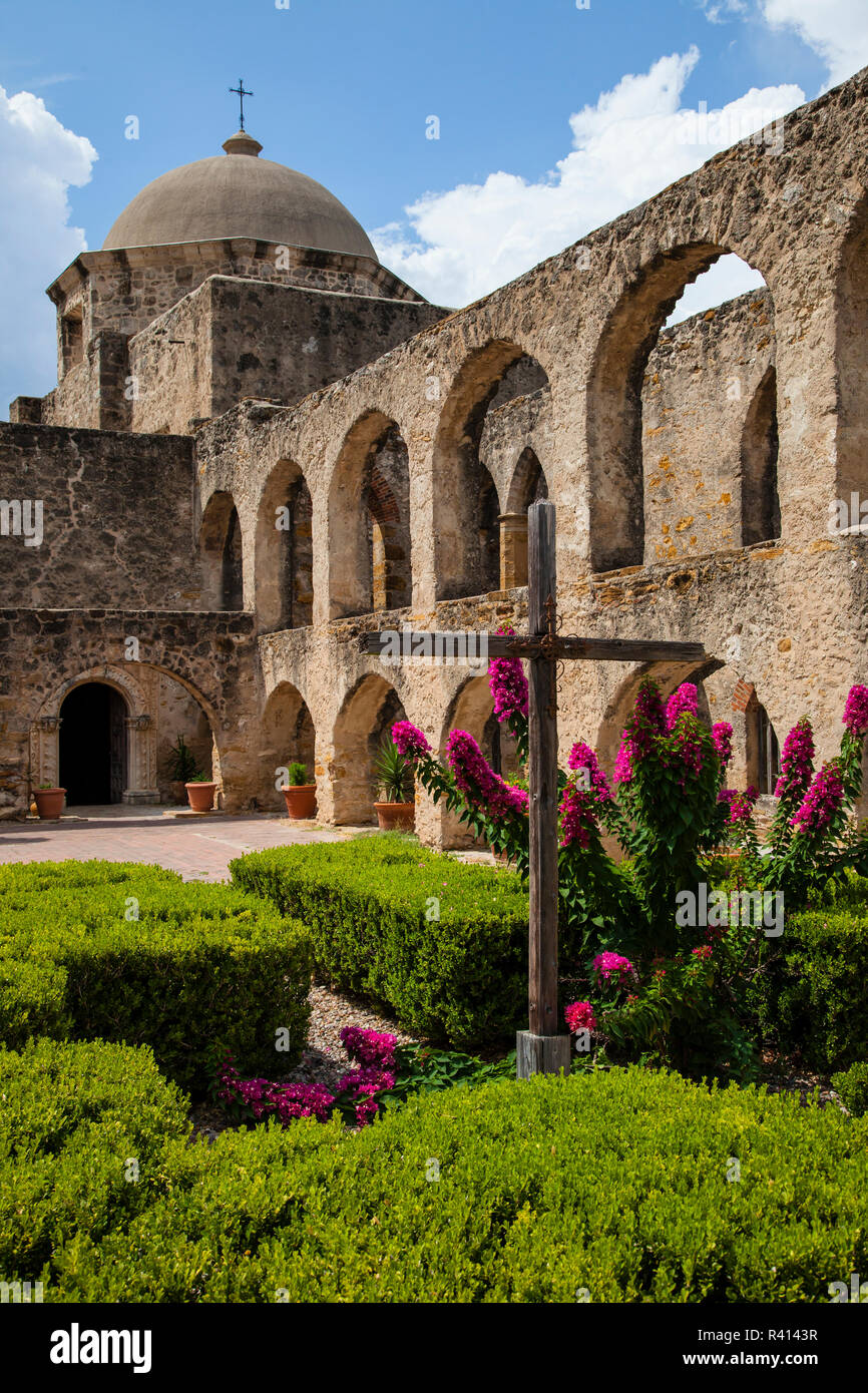Arched Portico at Mission San Jose in San Antonio Stock Photo - Alamy