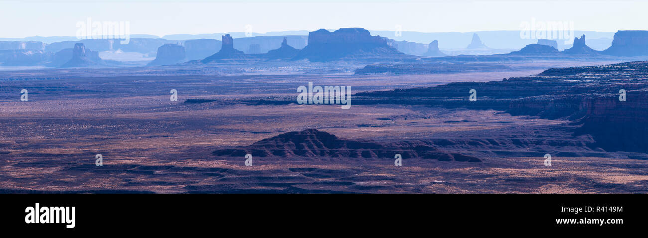 Distant panoramic view of Monument Valley from Muley Point, Utah Stock ...
