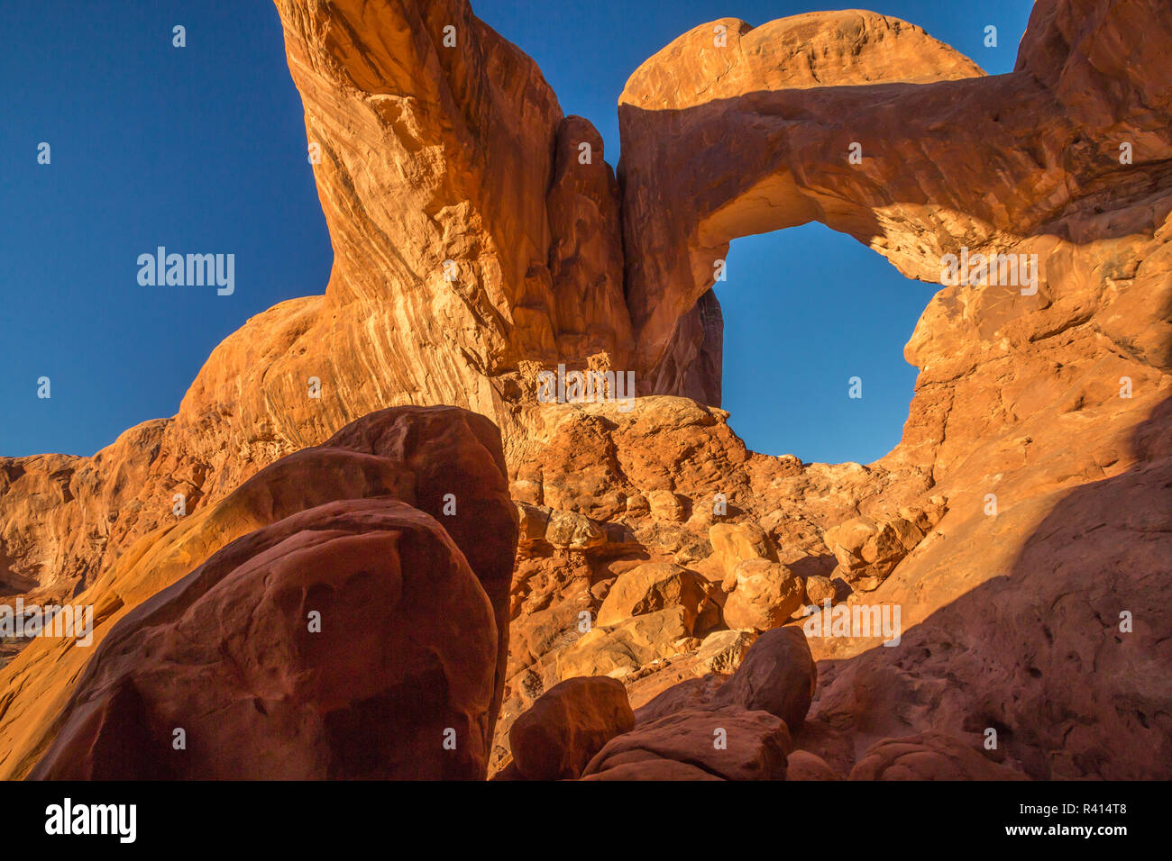 Double arch rock formation hi-res stock photography and images - Alamy
