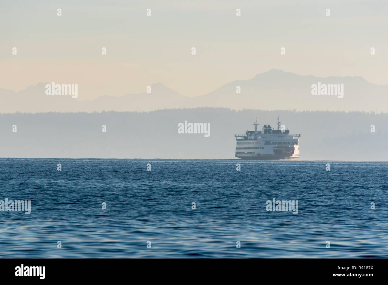 USA, Washington State. Puget Sound, Kingston Edmonds ferry on calm ...