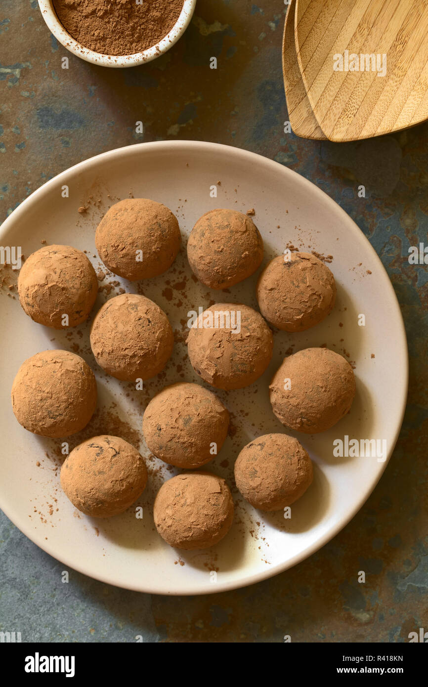 Cake rum truffle balls hi-res stock photography and images - Alamy