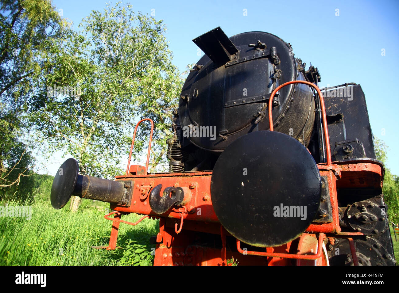 Abandoned steam locomotive Stock Photo - Alamy