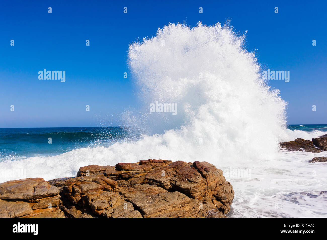 Ocean wave electricity hi-res stock photography and images - Alamy