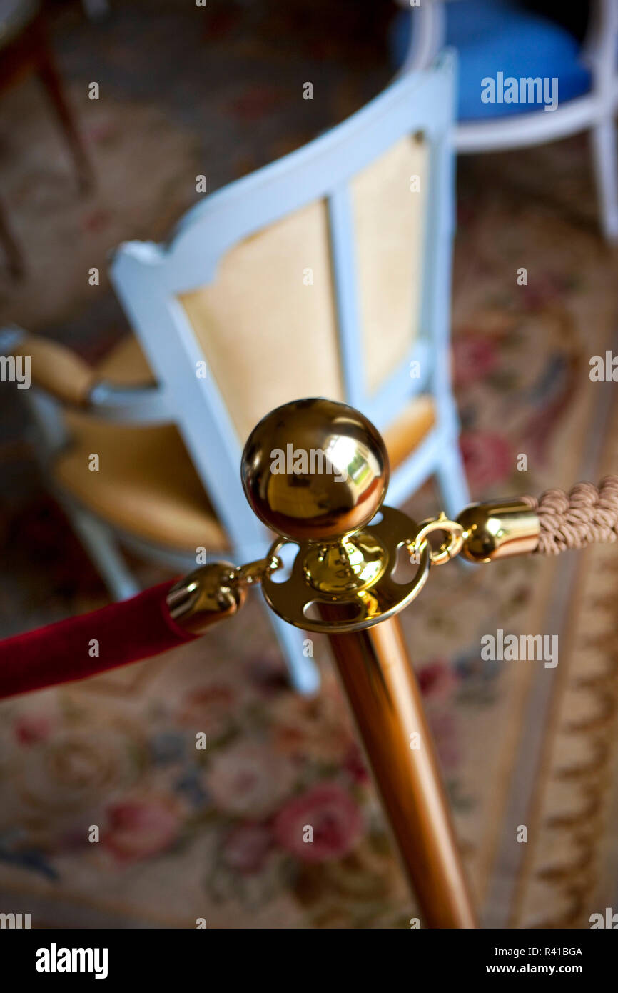 Security cord in a museum Stock Photo - Alamy