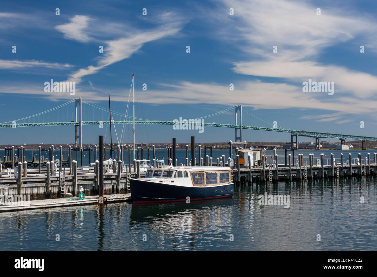 Jamestown bridge hi-res stock photography and images - Alamy