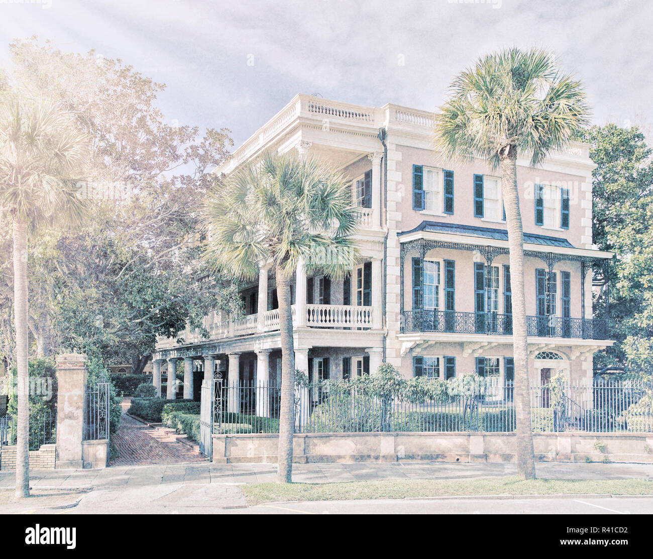 Charleston mansion detail hi-res stock photography and images - Alamy