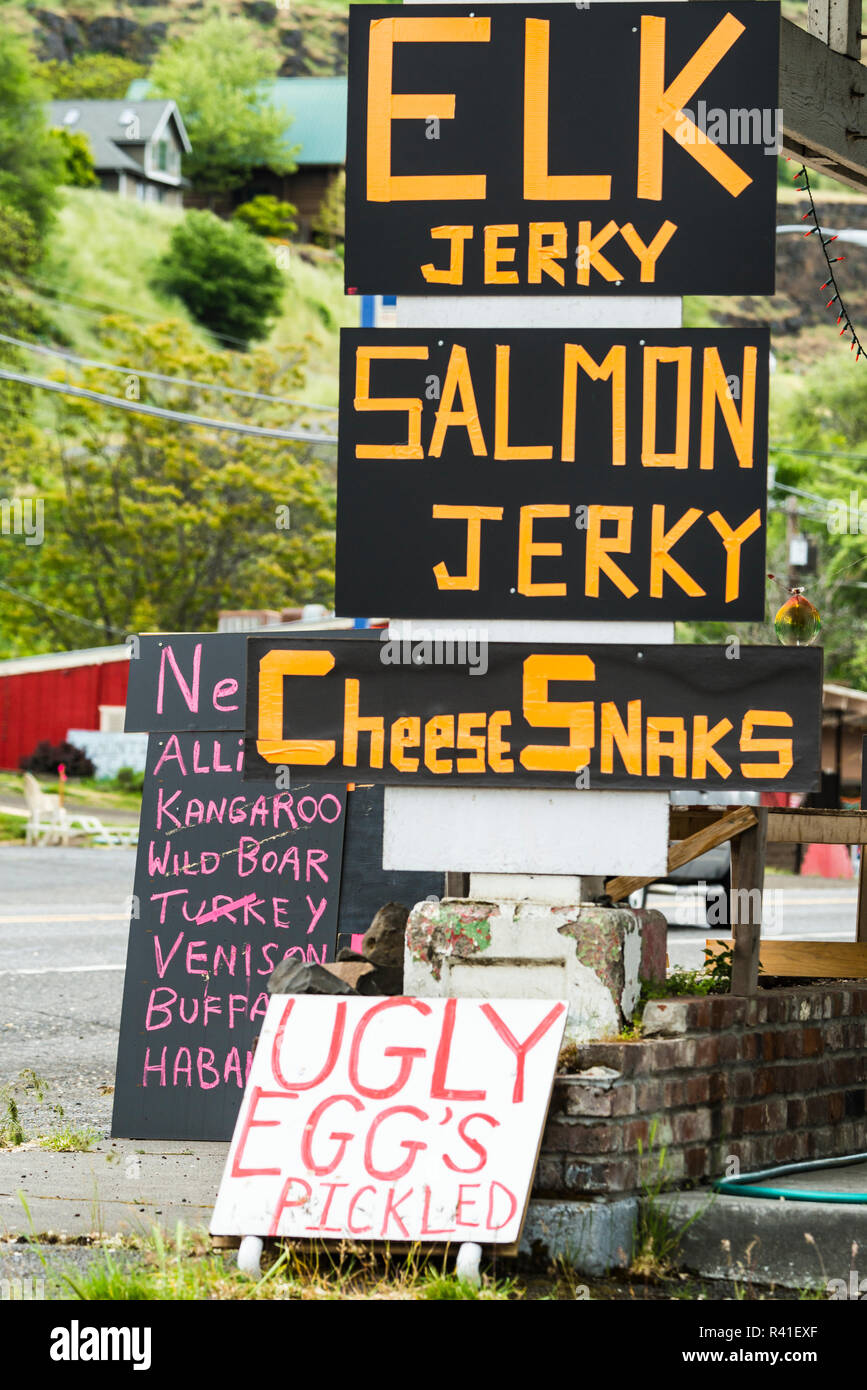 USA, Washington State. Columbia River Basin, Route 14 roadside signs ...