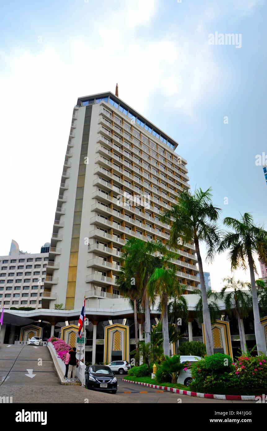 Iconic Dusit Thani hotel building entrance central Bangkok Thailand ...