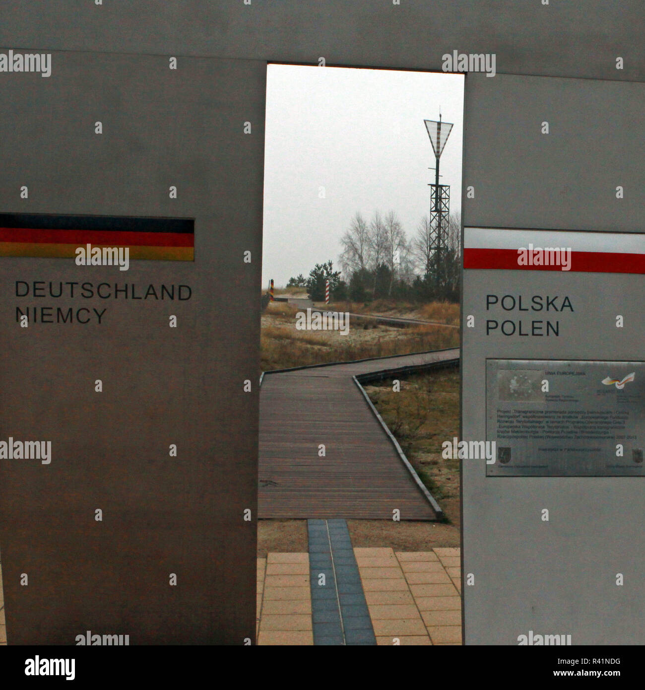 German polish border hi-res stock photography and images - Alamy