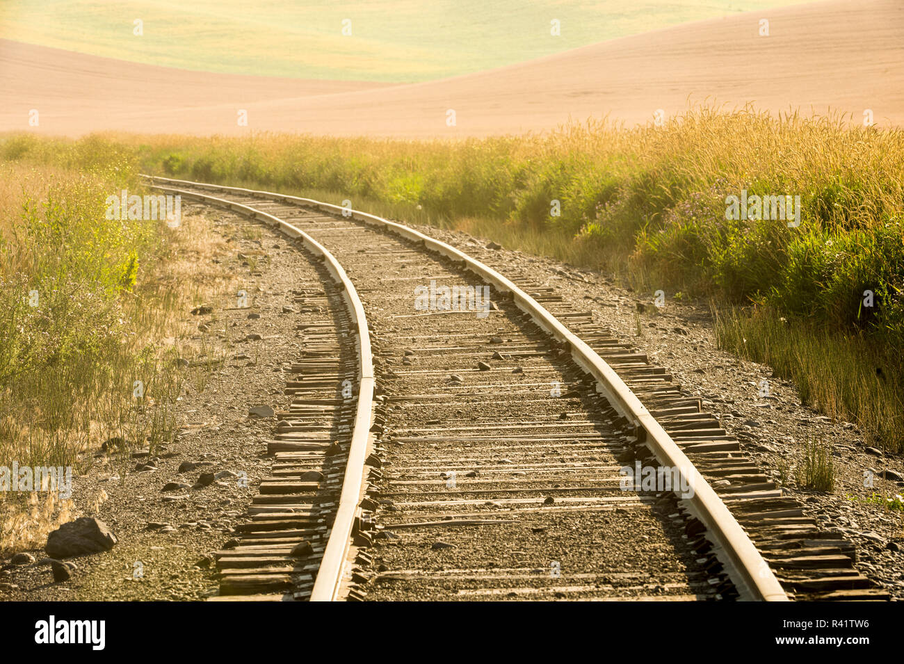 USA, Washington State. railroad, curve Stock Photo - Alamy