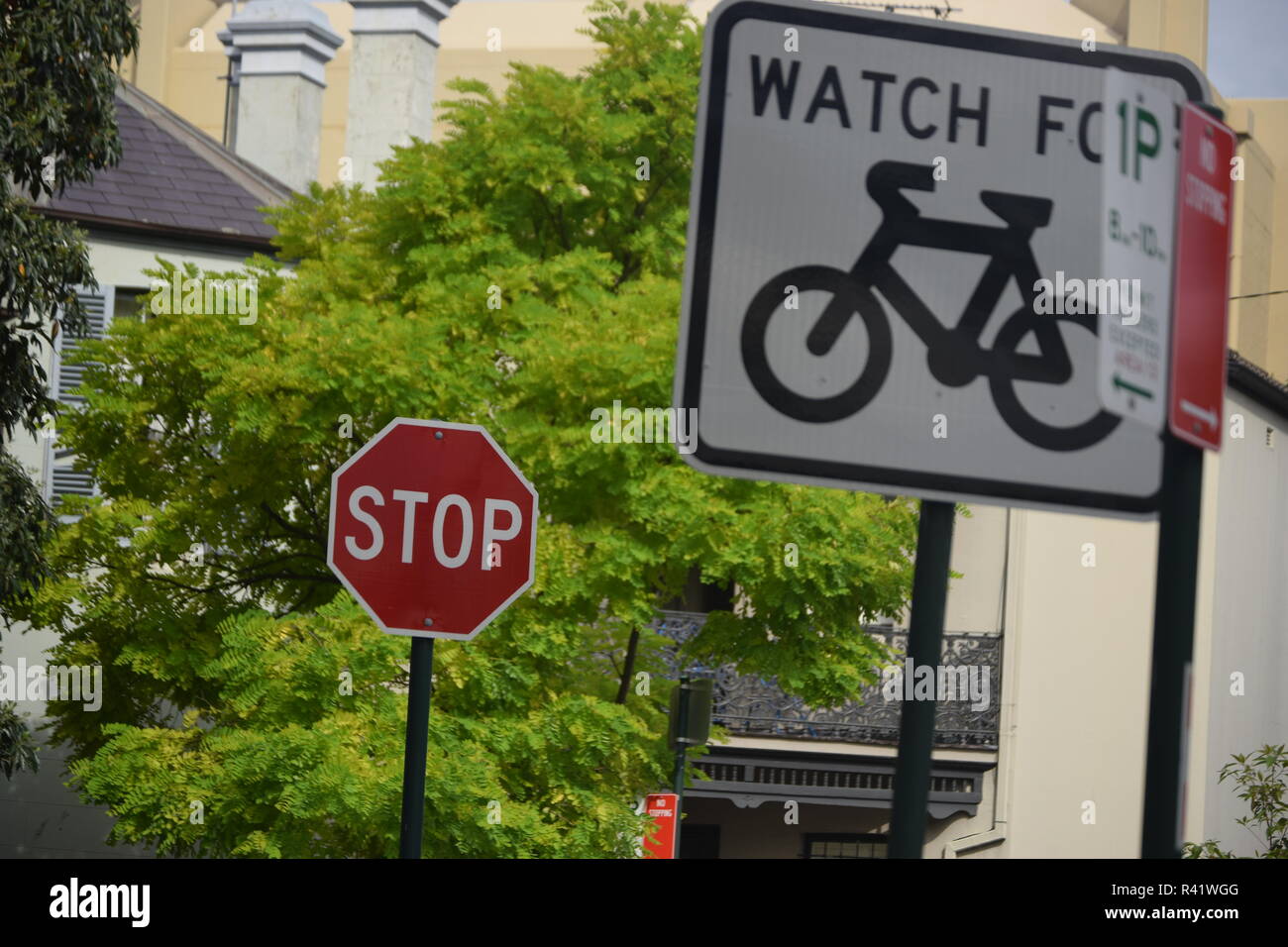 Stop sign one way signs hi-res stock photography and images - Alamy