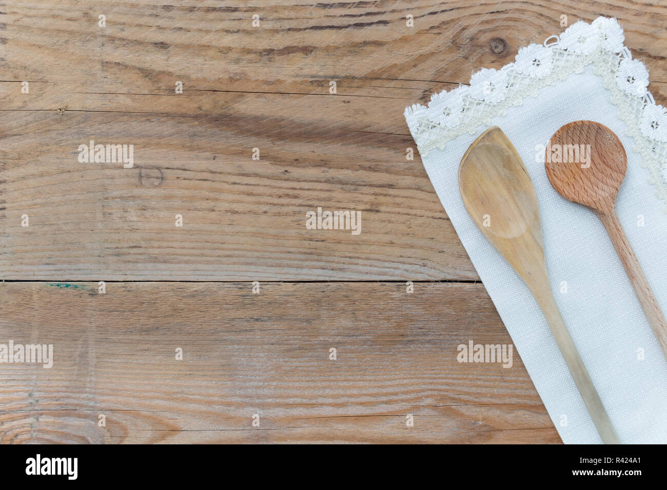 wooden spoon background Stock Photo - Alamy