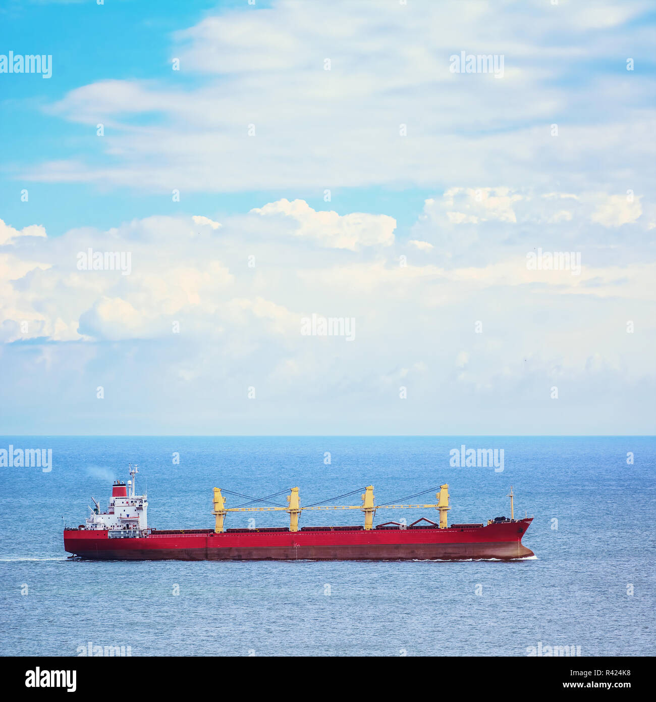 Bulk Carrier Ship Stock Photo - Alamy
