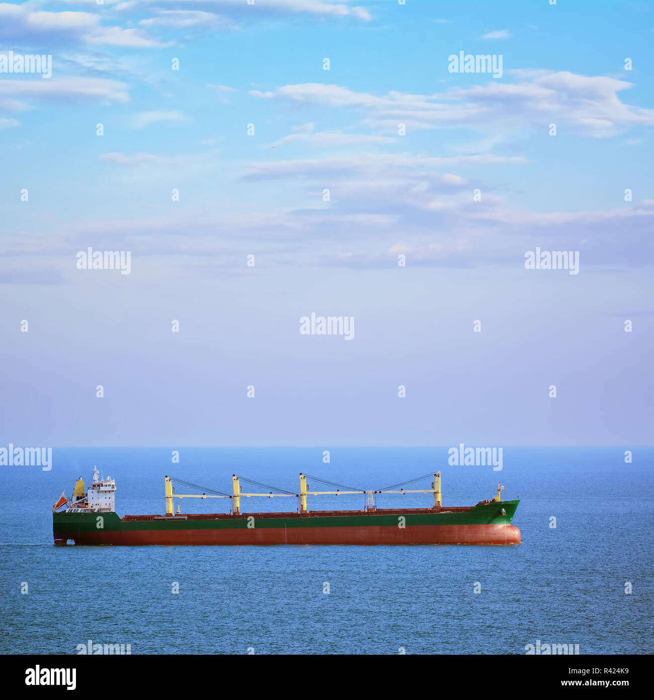 Bulk Carrier Ship Stock Photo - Alamy