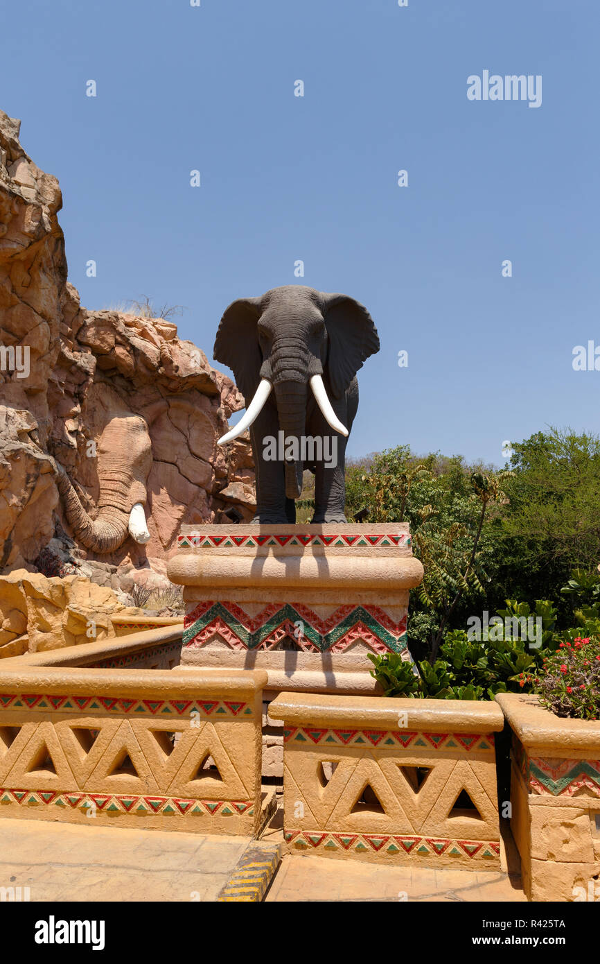 Gigantic elephant statues on Bridge in famous Lost City Stock Photo - Alamy