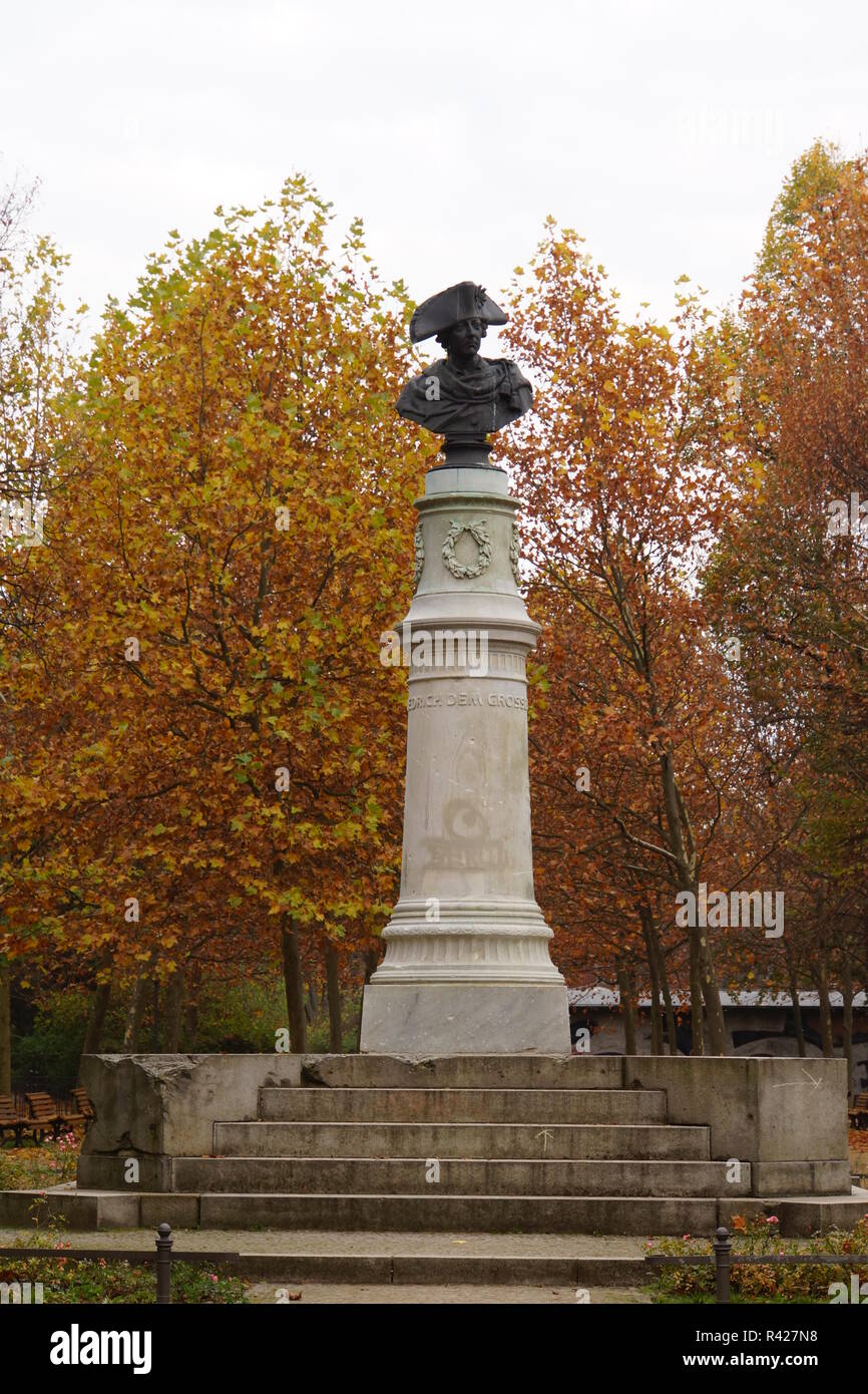 Frederick the great bust hi-res stock photography and images - Alamy