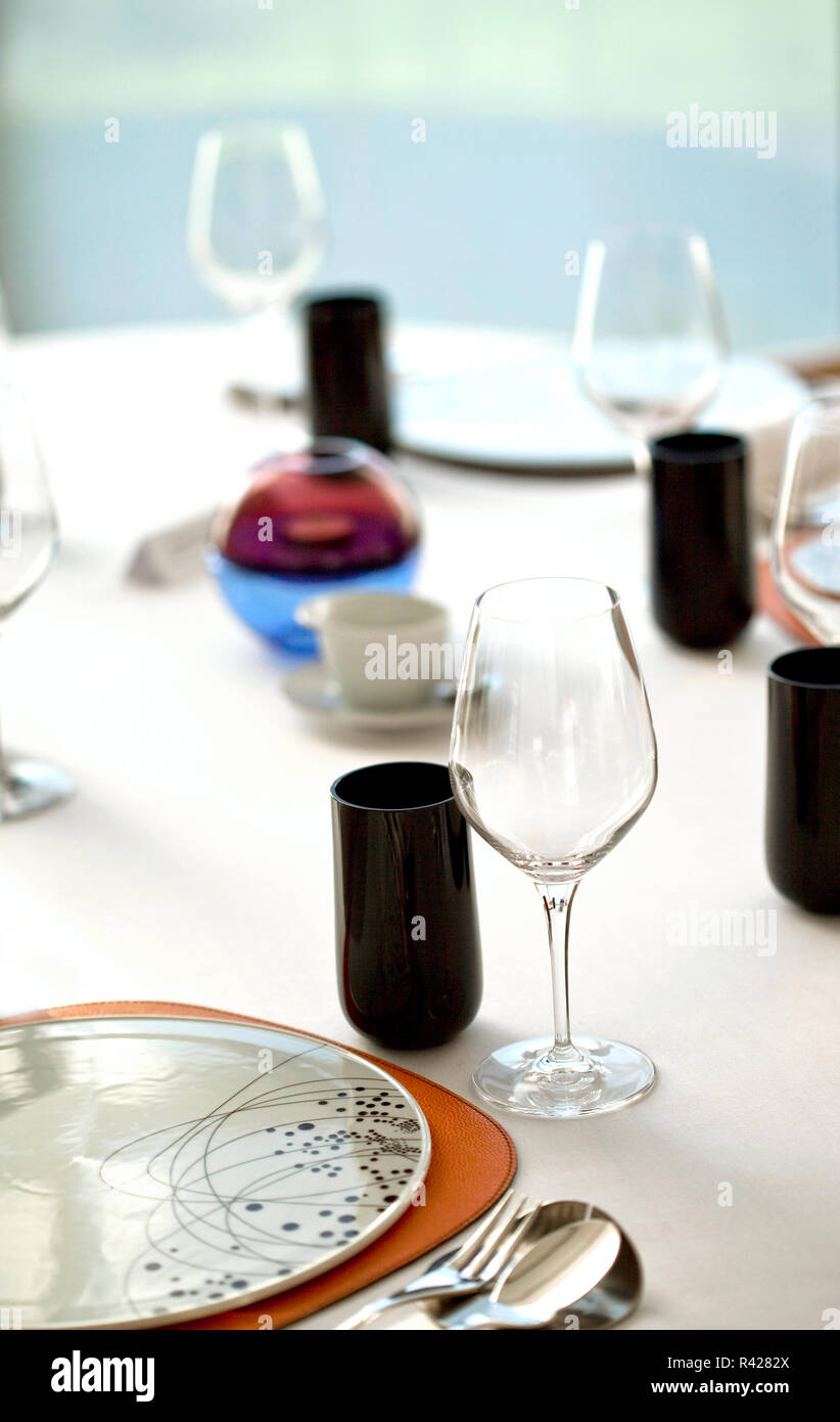 Cutlery on a table set in a luxury restaurant Stock Photo - Alamy