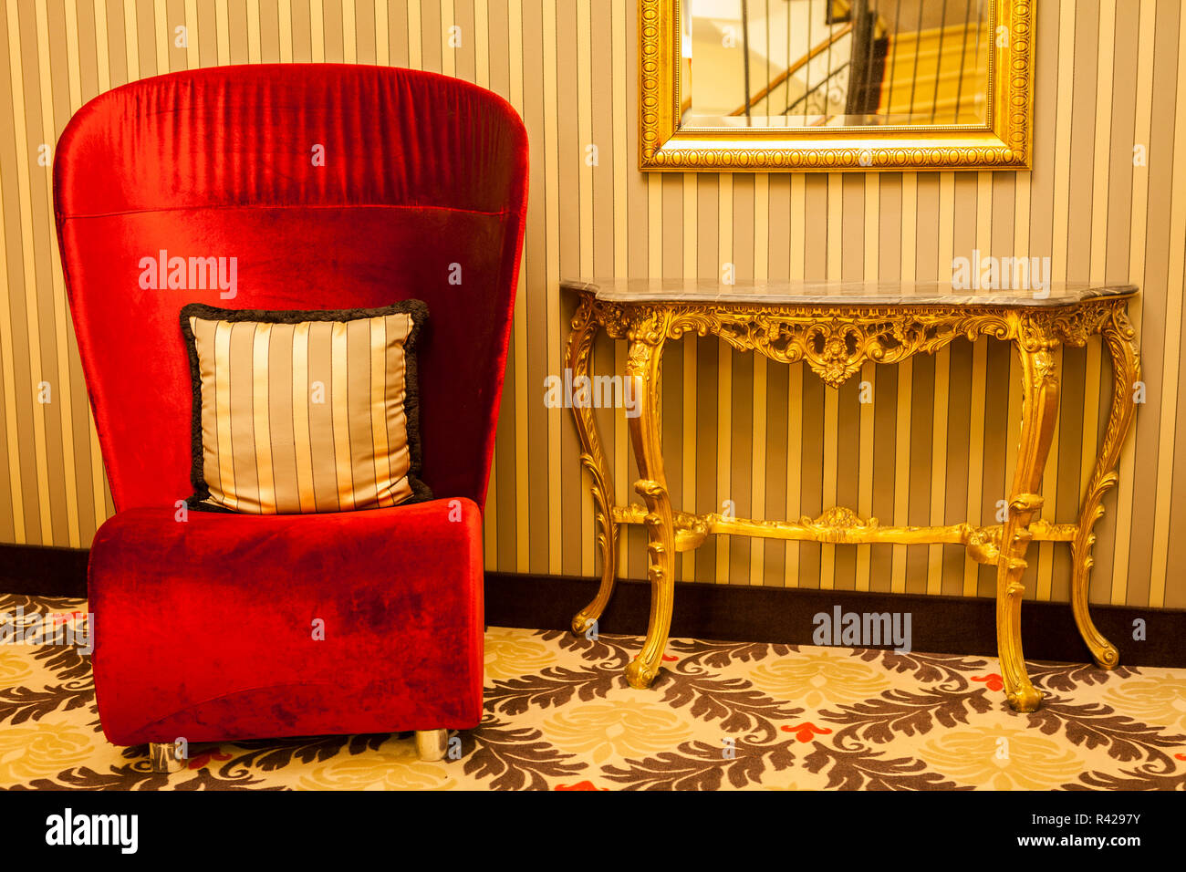 Velvet wing texture hi-res stock photography and images - Alamy