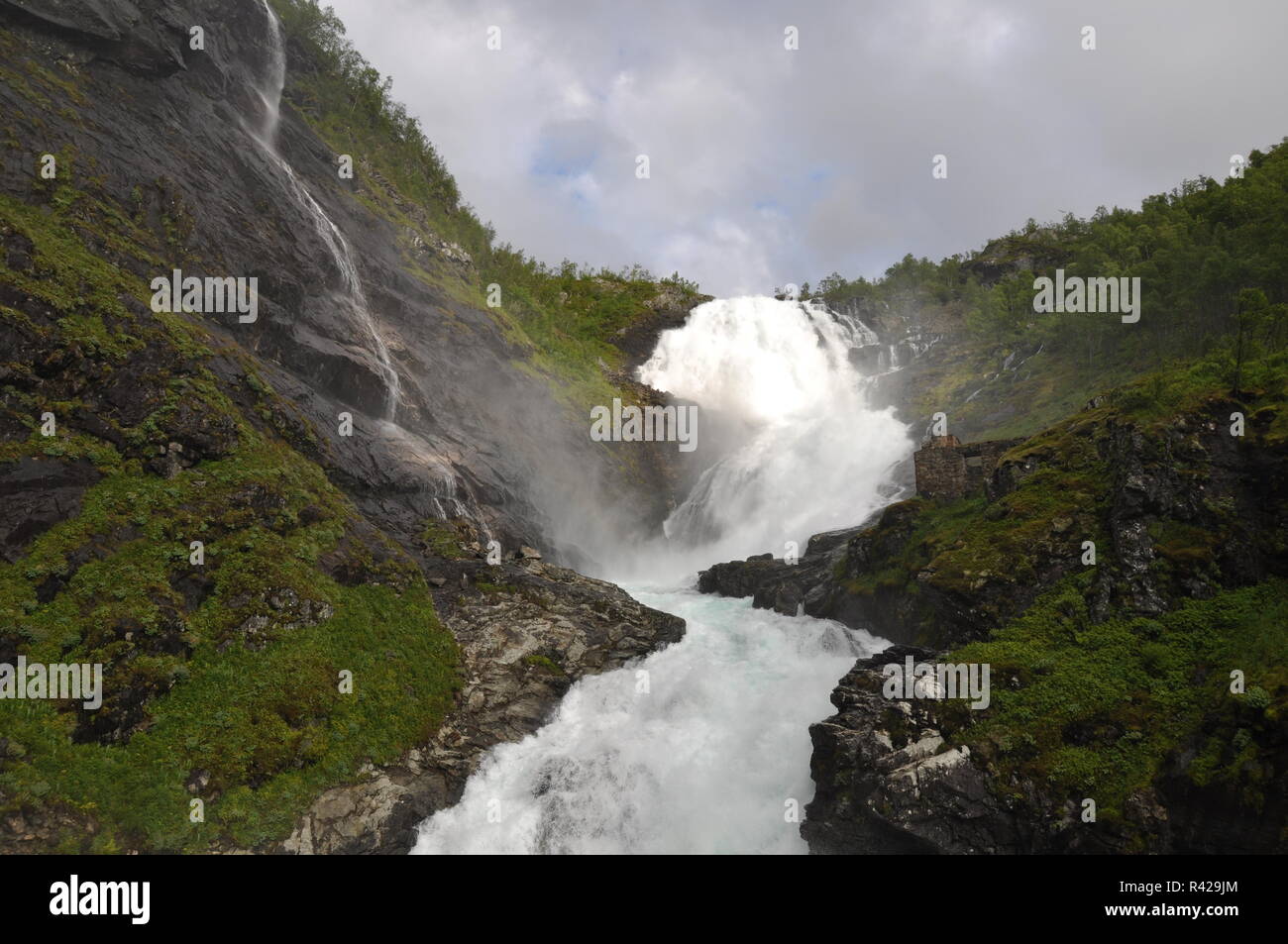 flam railway waterfall kjosfossen norway Stock Photo - Alamy