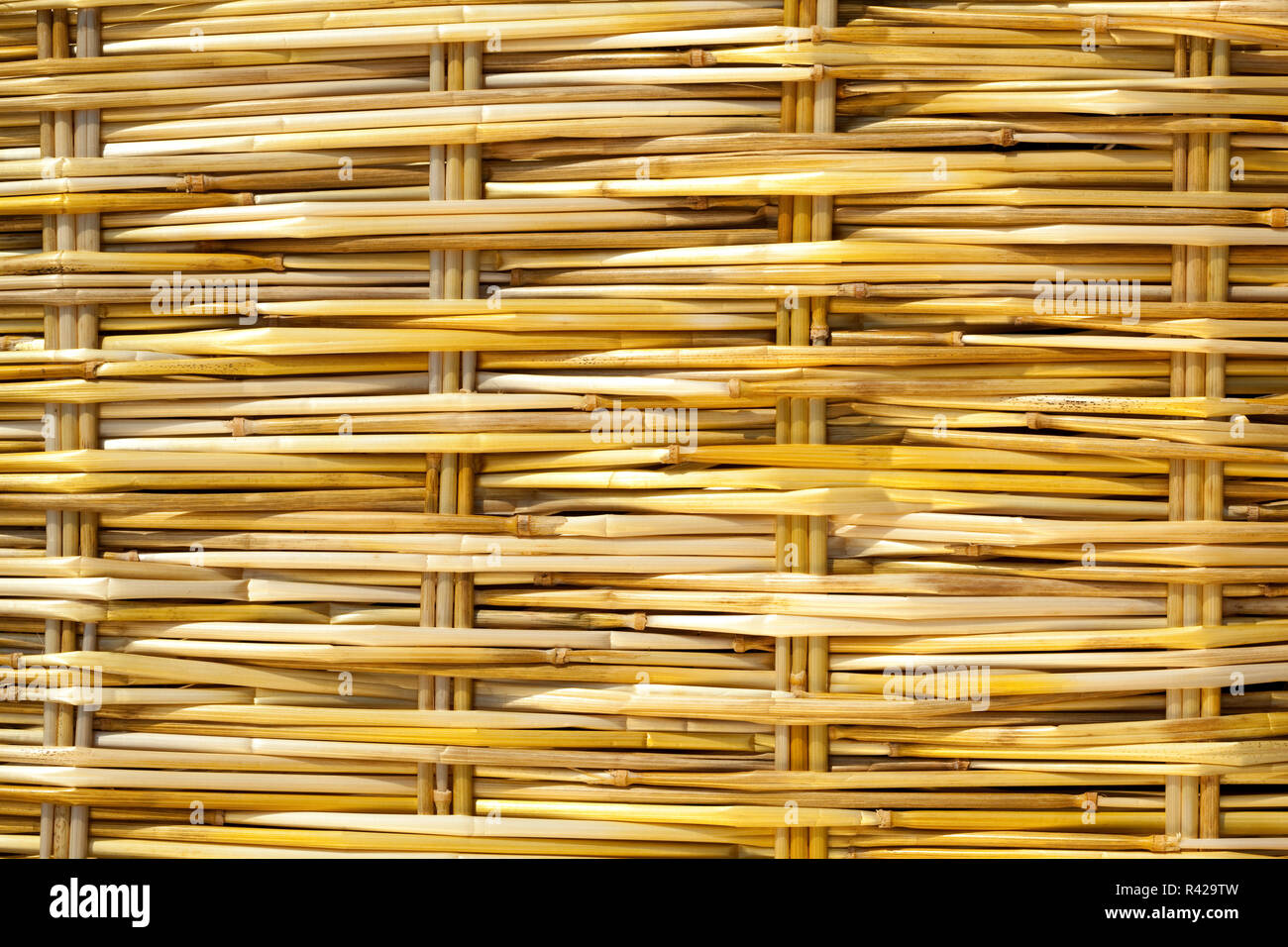 Plaited straw hi-res stock photography and images - Alamy