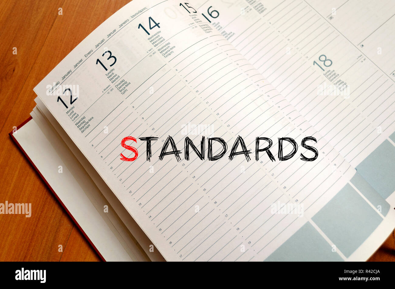 Data standards icon hi-res stock photography and images - Alamy