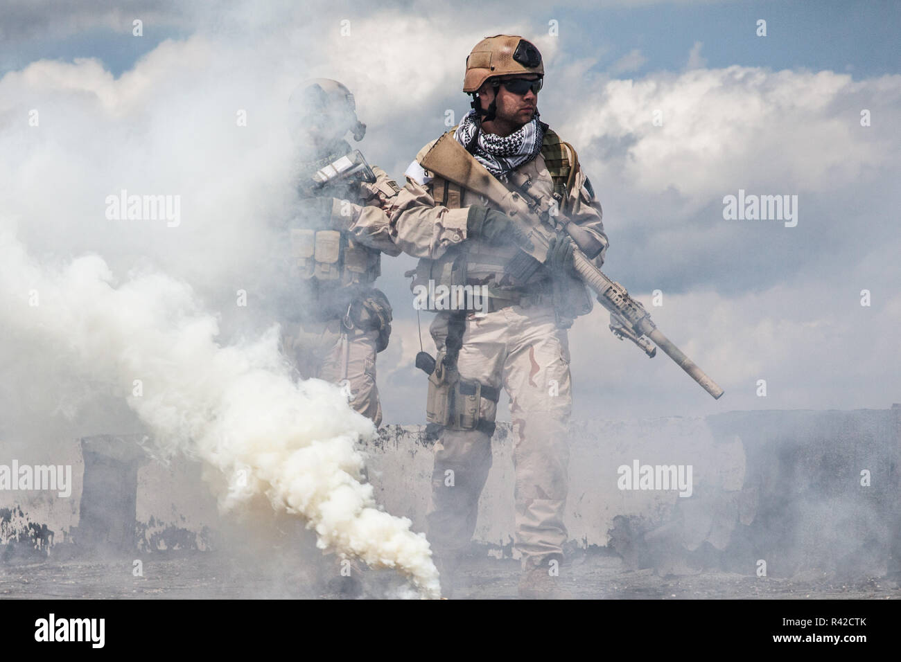 Navy SEALs in action Stock Photo - Alamy