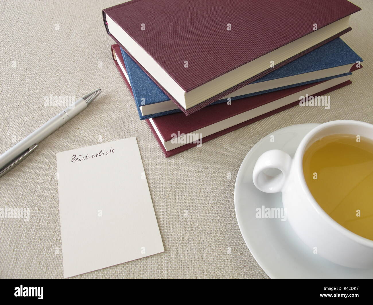 Leseliste hi-res stock photography and images - Alamy