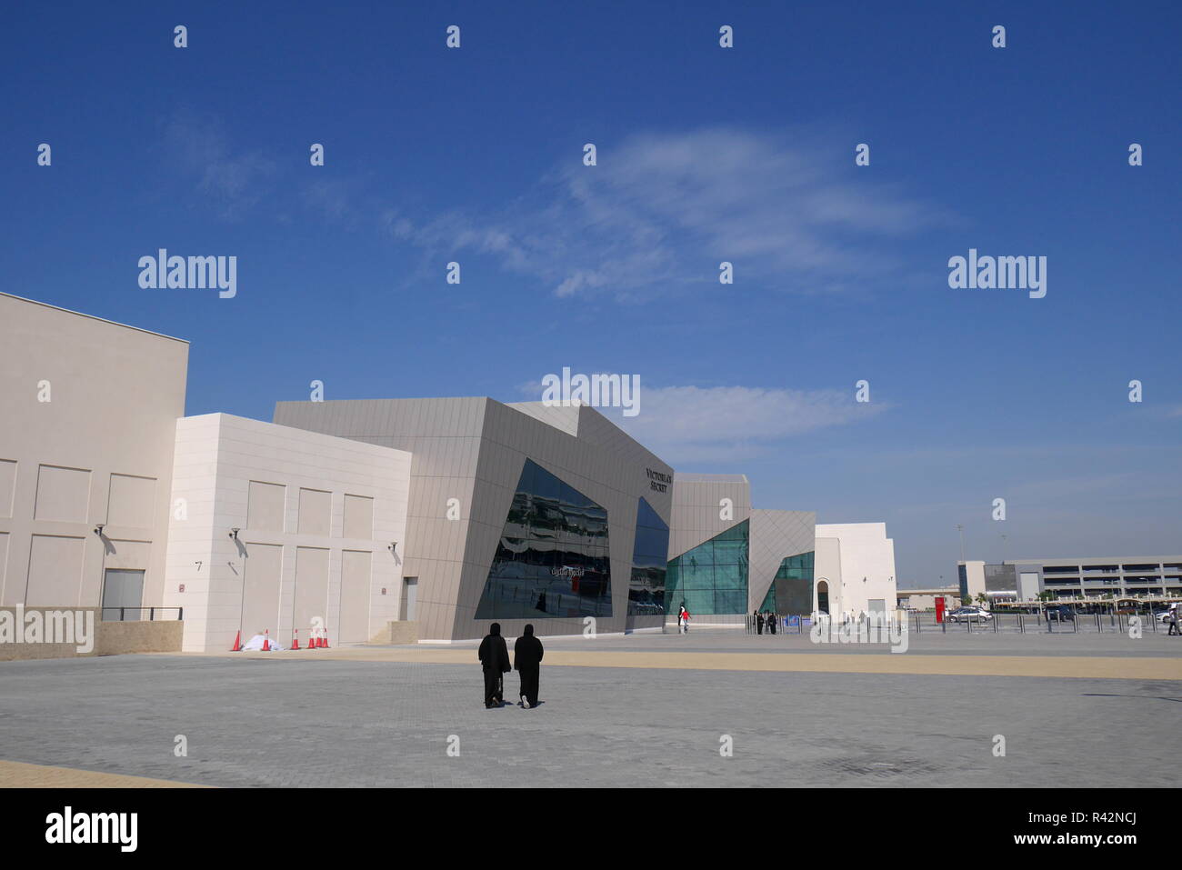 The Avenues Mall Bahrain High Resolution Stock Photography and Images ...