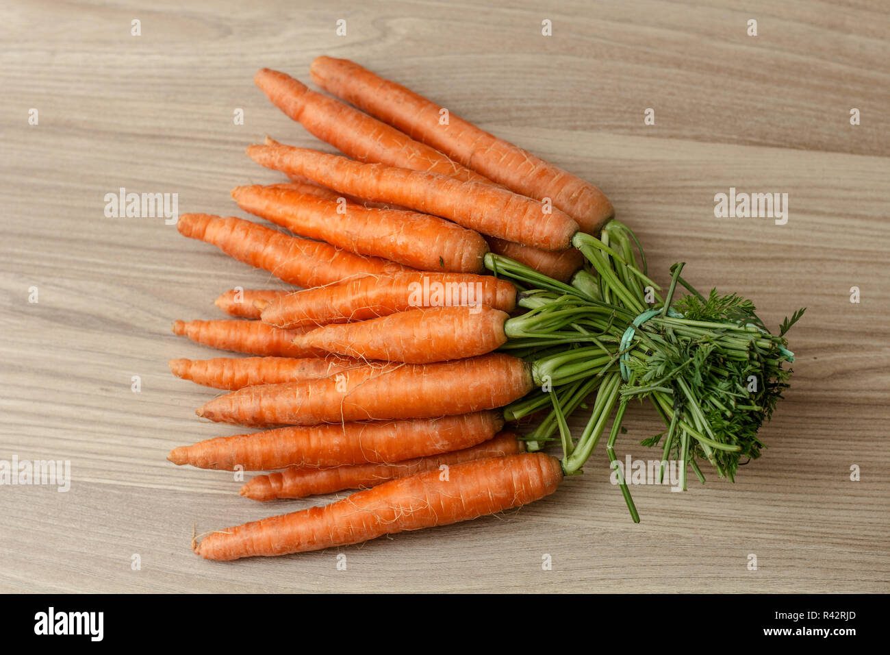 Fresh Carrots Bunch Stock Photo - Alamy