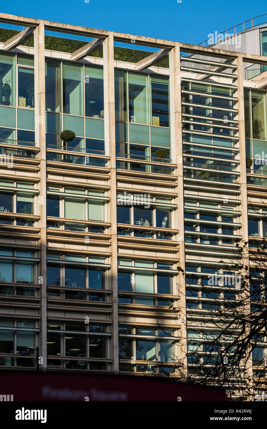 Finsbury square london england hi-res stock photography and images - Alamy