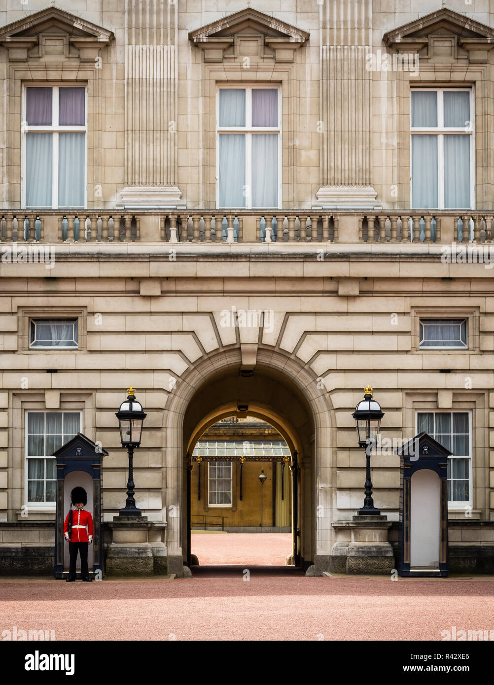 Round dormer windows hi-res stock photography and images - Alamy