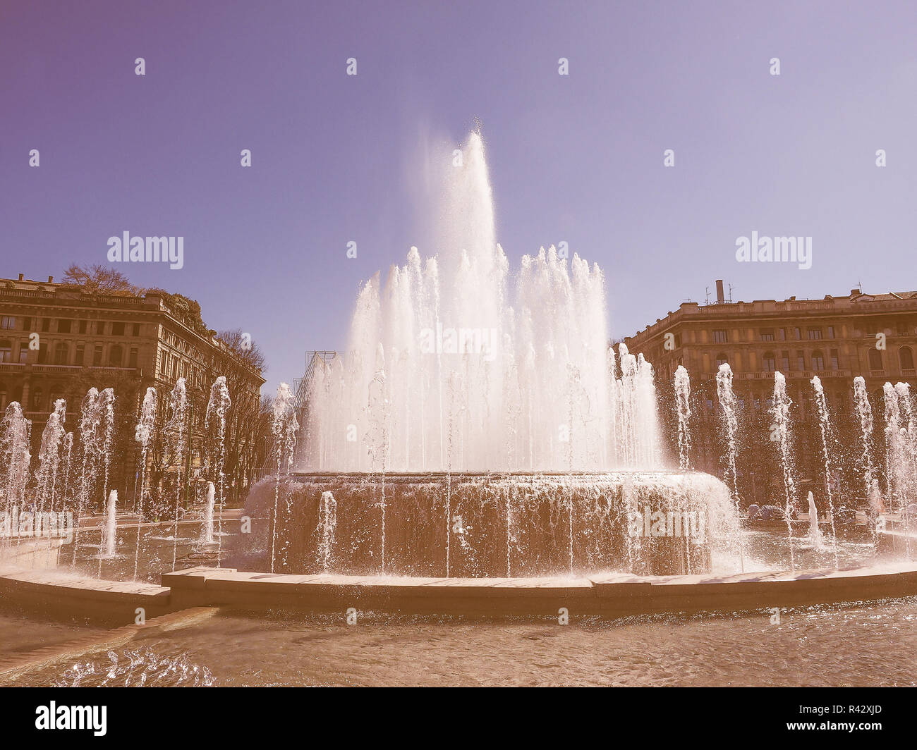Retro looking fountain in hi-res stock photography and images - Alamy
