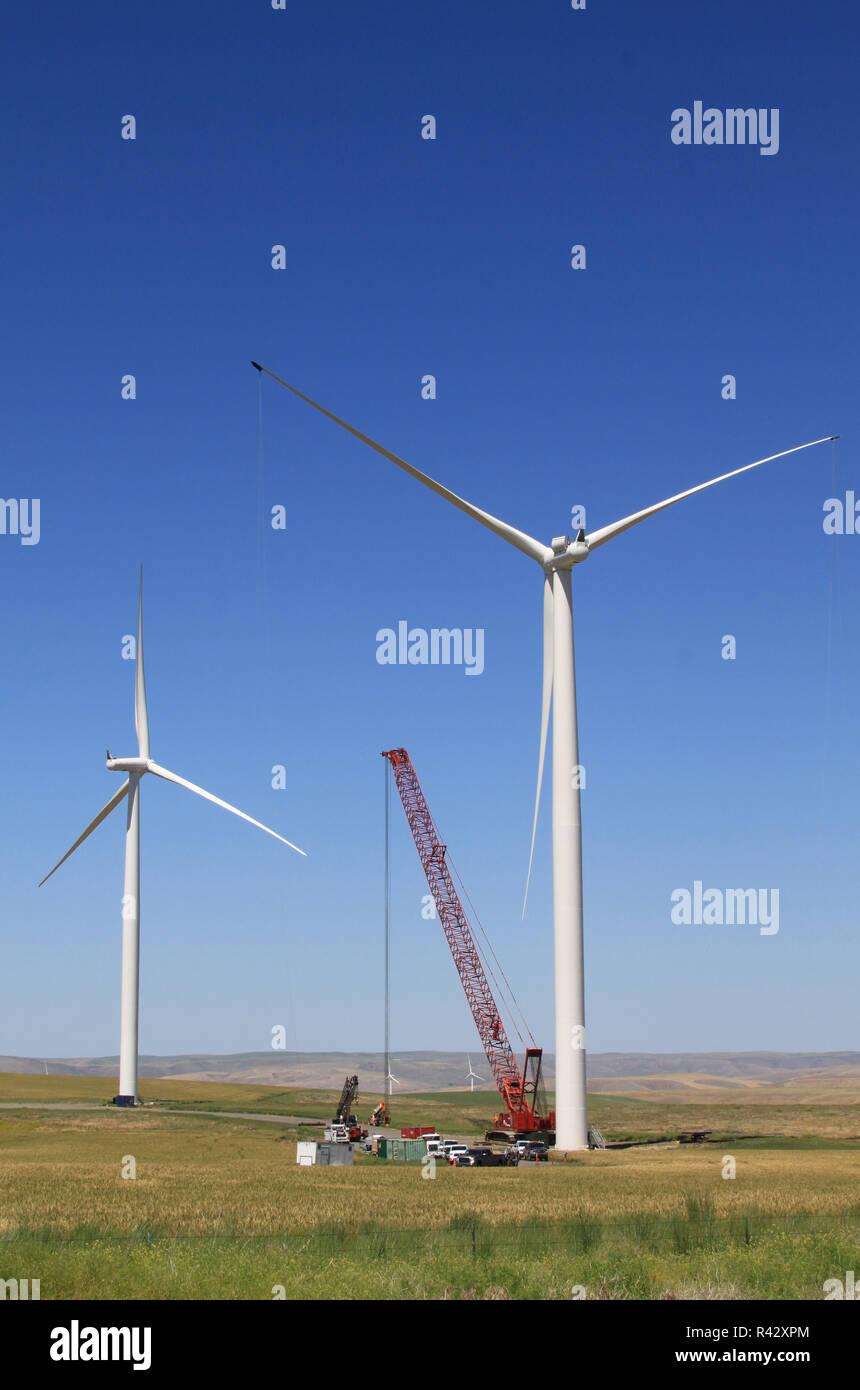 building wind turbines Stock Photo - Alamy