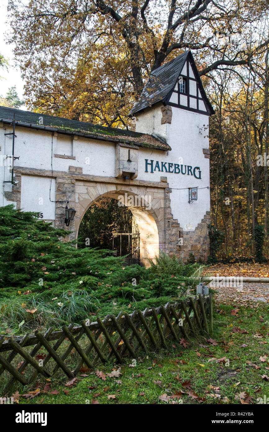 entrance to the hook castle Stock Photo - Alamy