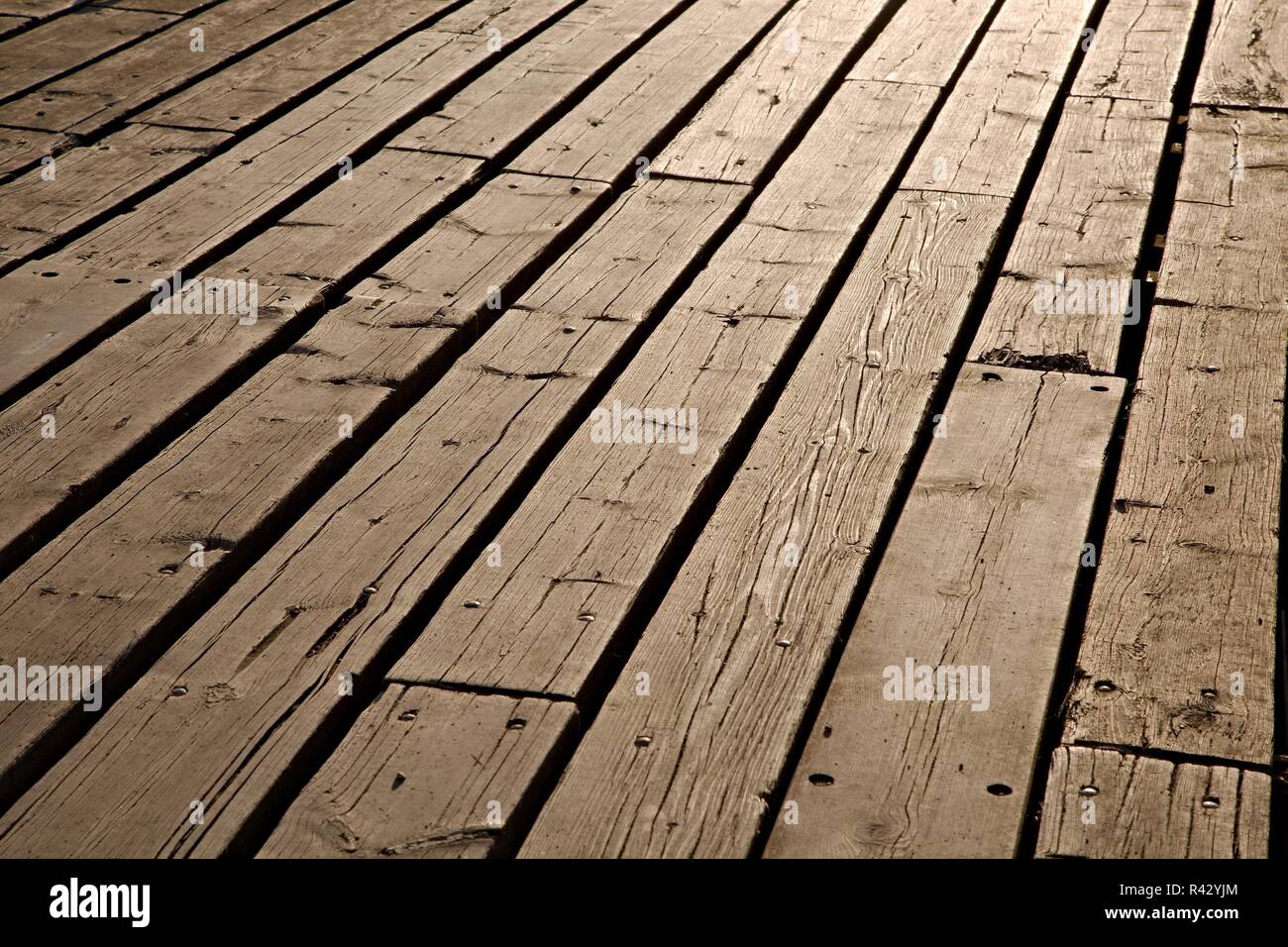 Timber decking detail hi-res stock photography and images - Alamy