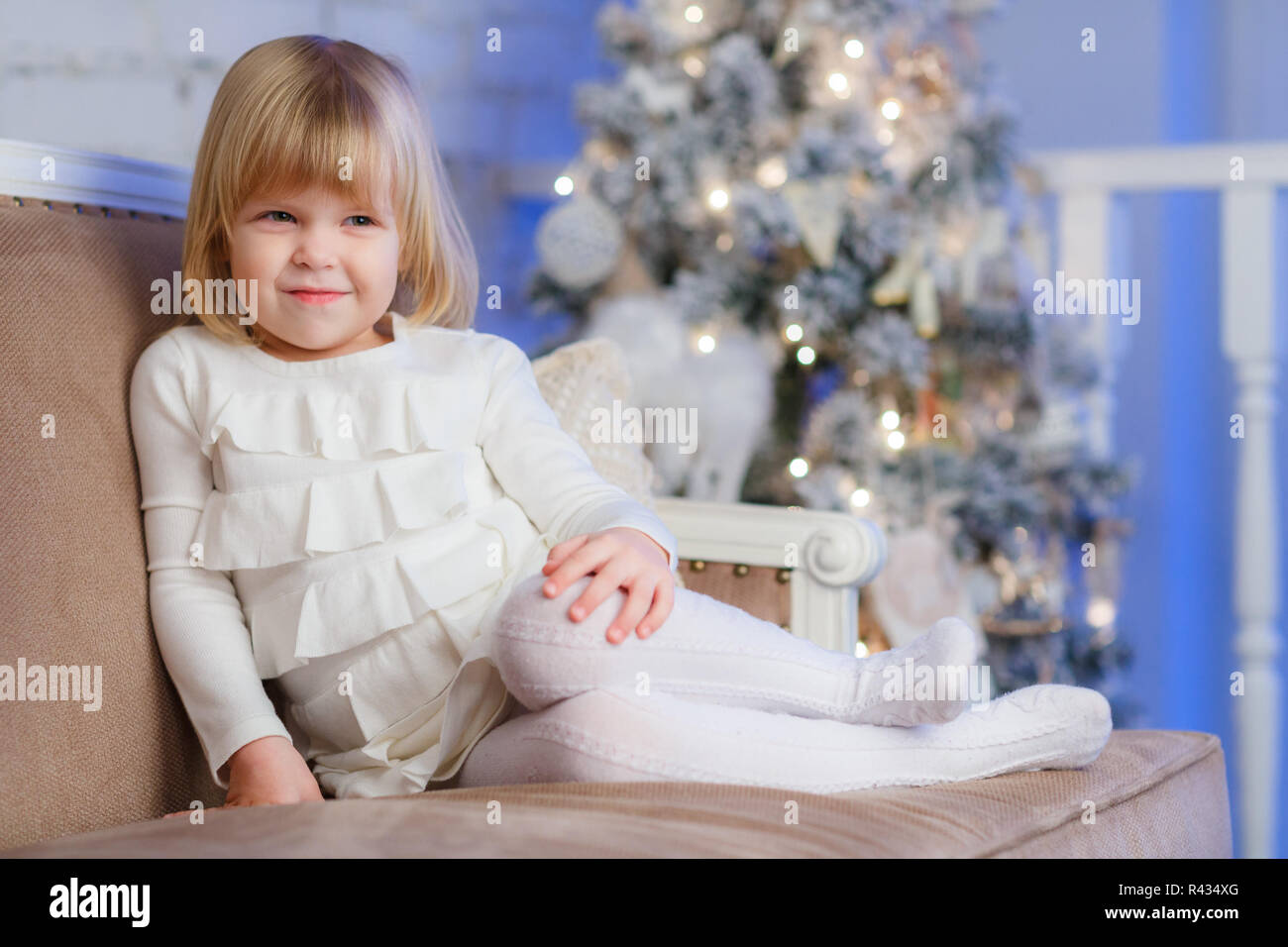 Girl gown christmas hi-res stock photography and images - Alamy
