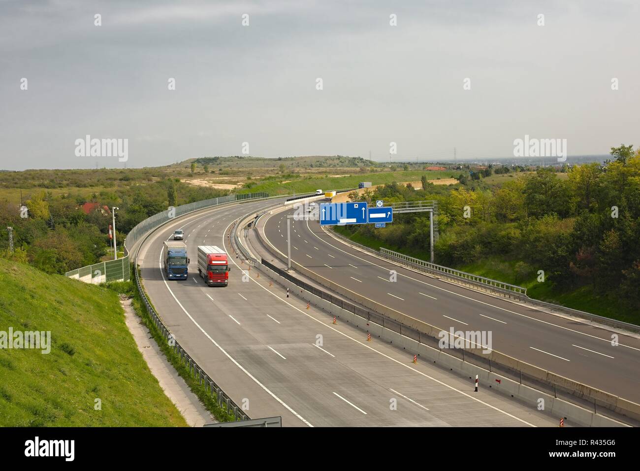 High speed overtake hi-res stock photography and images - Alamy