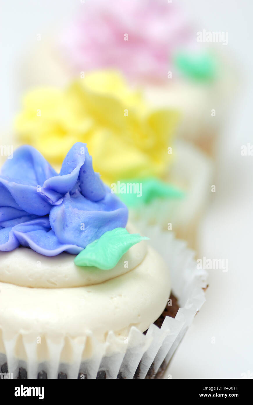 Iced cupcakes hi-res stock photography and images - Alamy