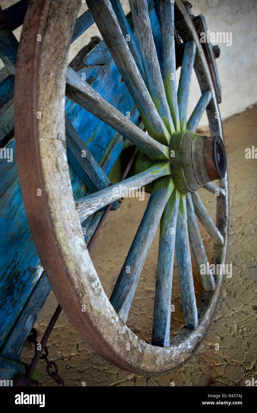 Old wooden cart Stock Photo - Alamy