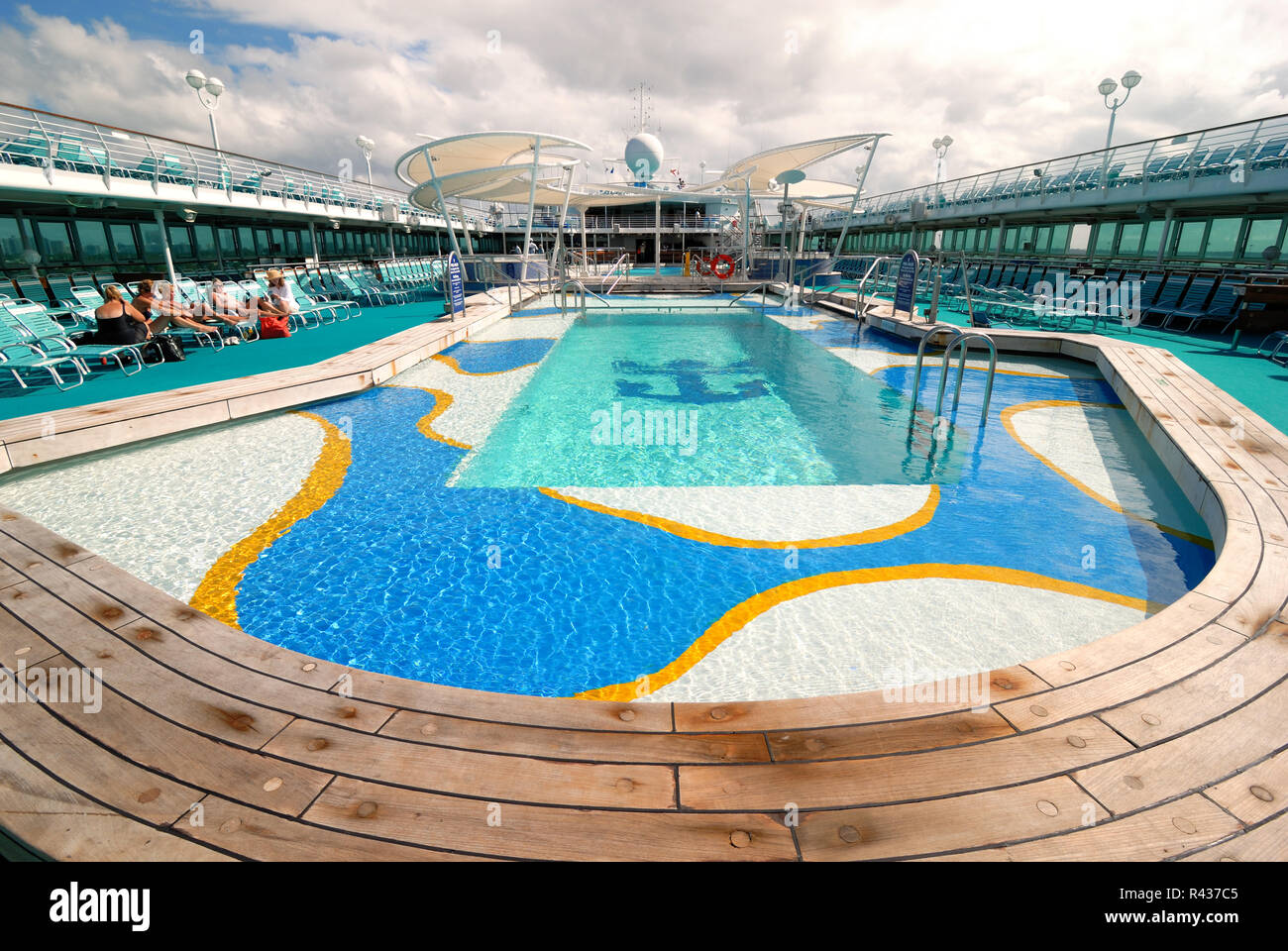 The pool deck on Royal Caribbean Interational's Majesty of the Seas ...