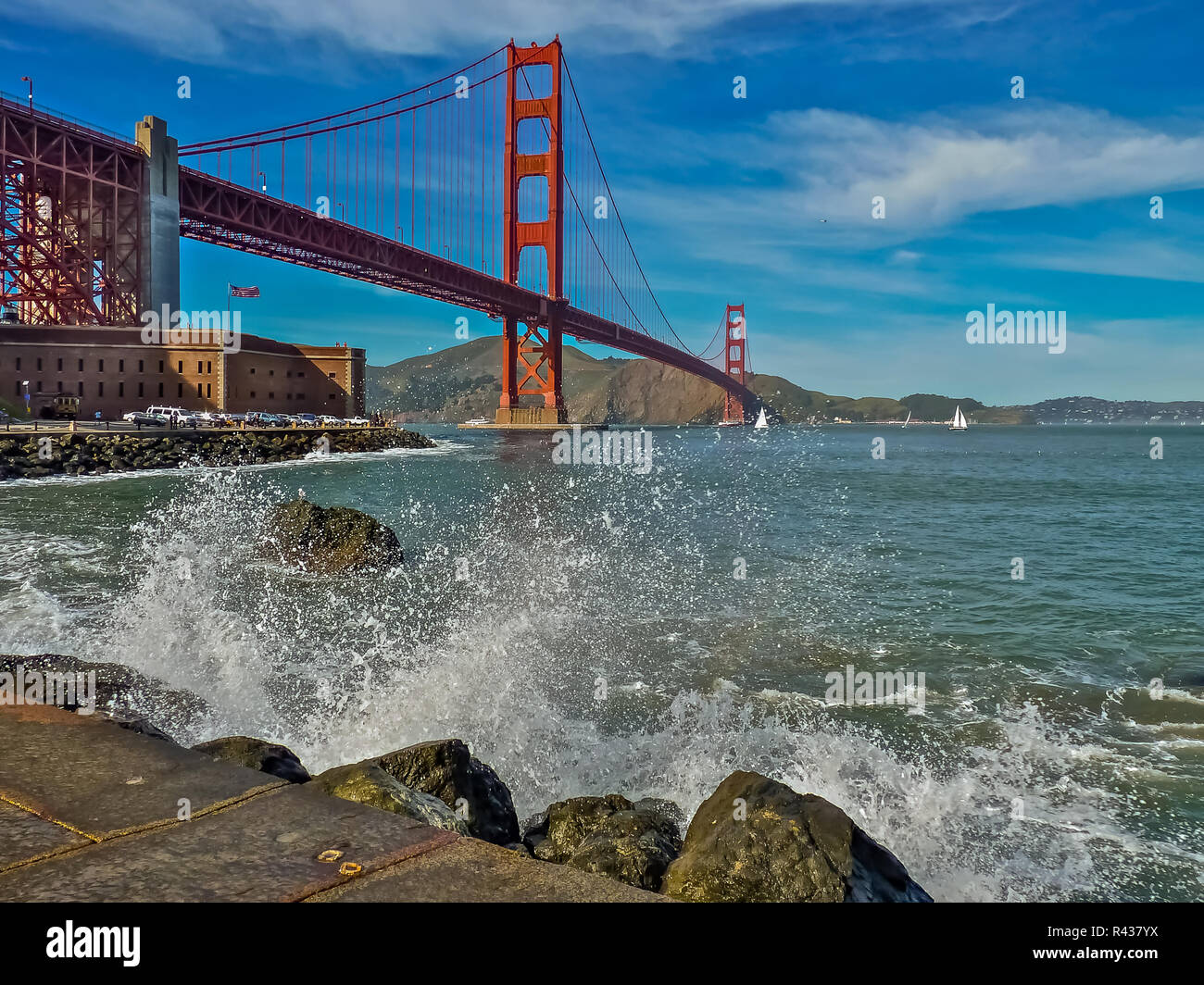 Waves crashing beneath the iconic Golden Gate Bridge in San Francisco ...