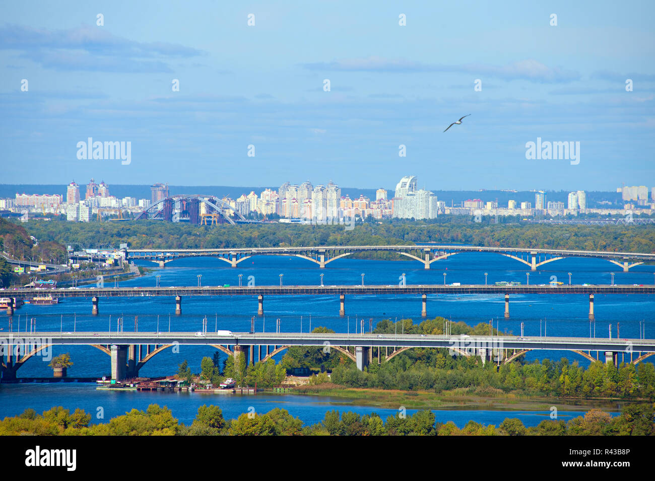 Kiev bridges blue dnieper hi-res stock photography and images - Alamy