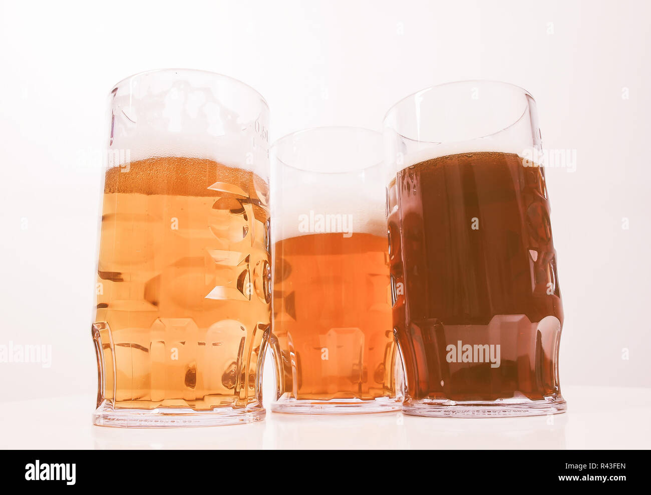 Cerveza retro hi-res stock photography and images - Alamy